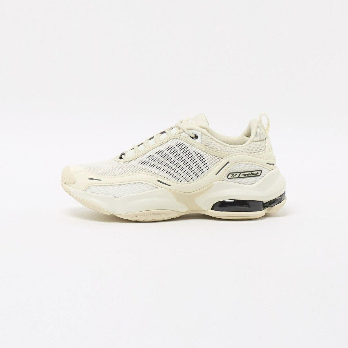[型番：18314000349]＜Reebok＞テクニカルな造形美が目を惹く「DMX シリーズ 3000」■デザインビジブルなテックトレンドを象徴する、新時代の「DMX」プロダクトが到着。ヒールには高い視認性とダイレクトな動きを生む“3ポッ...