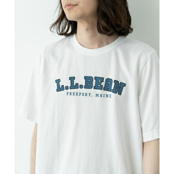[型番：CL26210-1010103]ロゴが映える、定番感のあるクルーネックTシャツフロントのカレッジ調ロゴがアクセントになった、シンプルで使いやすい一枚です。ほどよくラフな雰囲気で、春から初夏のデイリーコーデに取り入れやすく、デニムやチ...