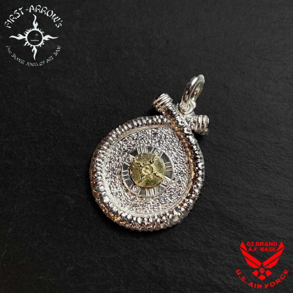 ●FIRST ARROW'S(ファーストアローズ)の商品一覧はコチラ！！ ●当店のトップページはコチラから！！ 　●商品説明 ●商品名 ファーストアローズ K18付 ブランチメタル Mサイズ ペンダントトップ p-801 ●キーワード 送料...