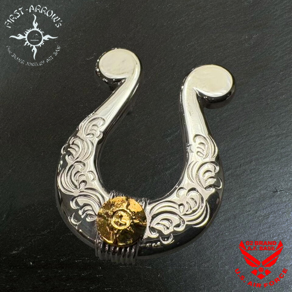 ●FIRST ARROW'S(ファーストアローズ)の商品一覧はコチラ！！ ●当店のトップページはコチラから！！ 　●商品説明 ●商品名 ファーストアローズ K18付 カラ草彫り蹄鉄 Lサイズ ペンダントトップ p-856 ●キーワード 送料...