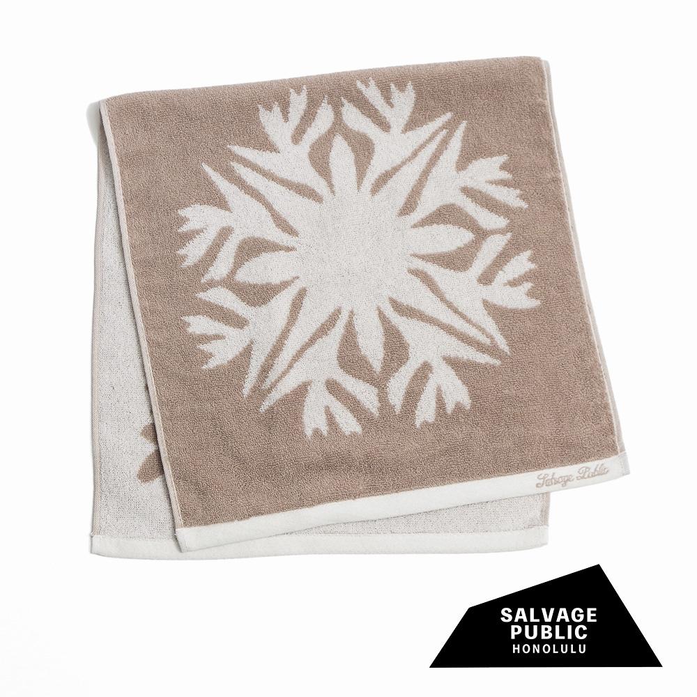 商品詳細 商品名 【SALVAGE PUBLIC サルヴェージ・パブリック】Made In Japan Double Quilt Towel 日本製ダブルキルト柄タオル 商品説明 2013年にスタートしたハワイ、ホノルルはダイヤモンドヘッド...