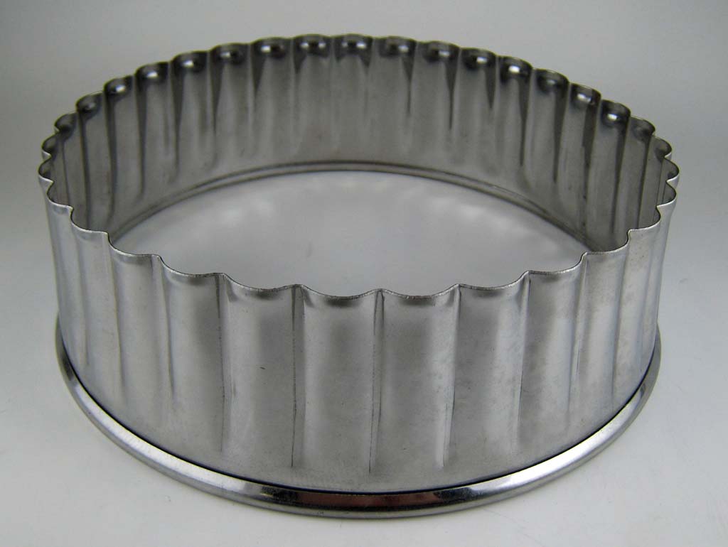●サイズ高さ：H45(mm)●内寸φ155(mm)●重量：119g●材質18-0ステンレス※商品画像はメーカー提供の代表画像を使用しております。複数掲載の画像でも、単品販売の場合がございます。サイズ・カラー・型番・付属品等は商品名・商品説明...