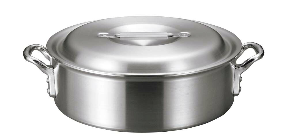 ●サイズφ200(mm)●内寸φ180(mm)深さ：65(mm)●重量：0.8kg●容量：1.7L●板厚：2.7(mm)●材質アルミ●見た目も滑らかなきめ細かい光沢のある表面研磨仕上げのプロモデルです。●蓋のツマミは、熱くなっても熱が持ち手...