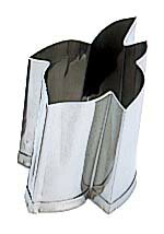 ●サイズ40×28(mm)●重量：13g●材質18-8ステンレス※サイズ表示はたて×よこです。手造りの為、サイズには若干の違いがある場合がございます。※商品画像はメーカー提供の代表画像を使用しております。複数掲載の画像でも、単品販売の場合が...