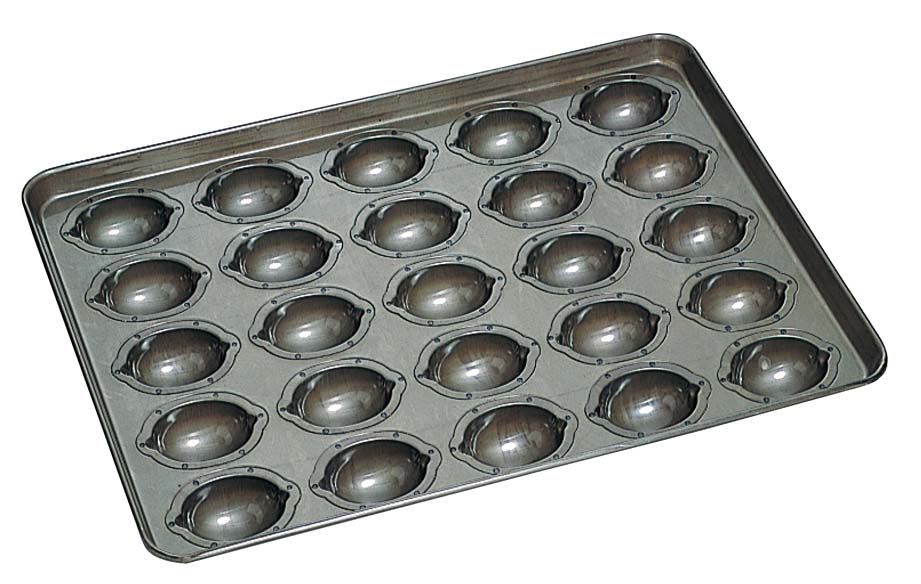 ●サイズ545×395×H58(mm)型単品：78×54×H33(mm)●材質金属●表面加工：シリコン加工●ケーキを焼くと言う事は、オーブンの熱を、型を通して生地に伝え水分を蒸発乾燥させることです。金属天板にはきれいに焼くために必要な比熱と...