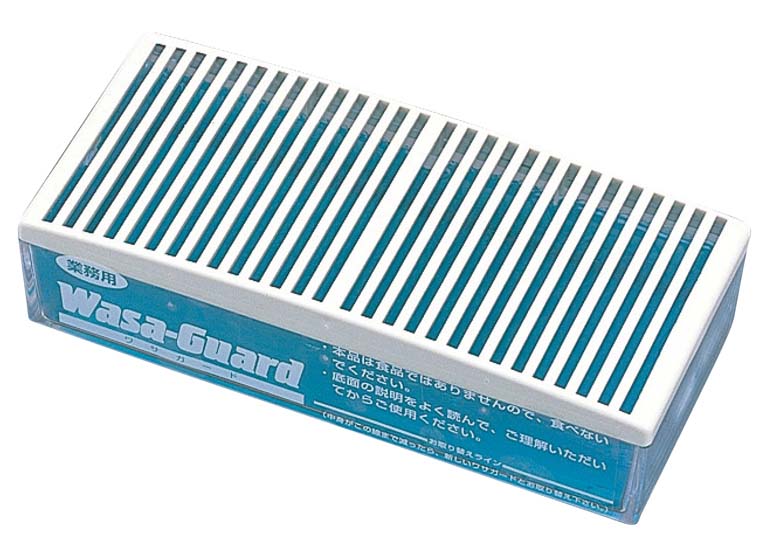 ●容量：350g●抗菌：○●測定・調節/温度範囲/能力等効果期間：約40日(3000L対応)●抗菌・消臭・鮮度保持の3つの効果。●ワサガードの成分はワサエキスをはじめ他の原料も食品添加物を使用しています。人体に悪影響をおよぼす金属成分や有毒...
