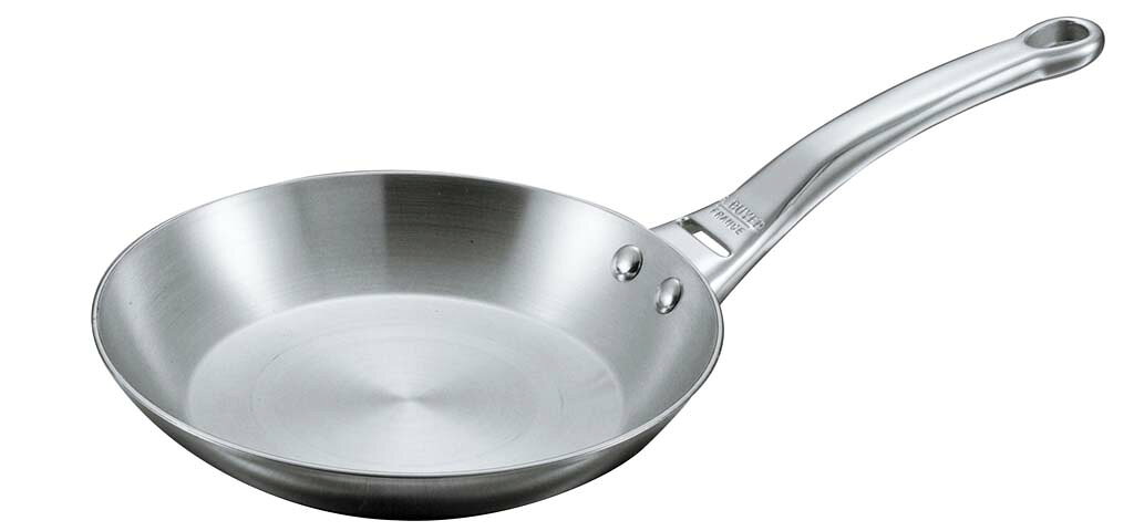 ●型番：3724-32●サイズ底径：230(mm)●内寸φ320(mm)深さ：50(mm)●重量：1.7kg●板厚：2.8(mm)●材質ステンレスアルミニウム●電磁調理器：200V●ステンレスとアルミニウムの7層鋼、抜群の熱効率が光熱費の節...