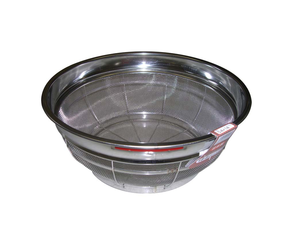 ●サイズφ320×H131(mm)●内寸30cm深さ：120(mm)●材質18-8ステンレス●14メッシュ※商品画像はメーカー提供の代表画像を使用しております。複数掲載の画像でも、単品販売の場合がございます。サイズ・カラー・型番・付属品等は...