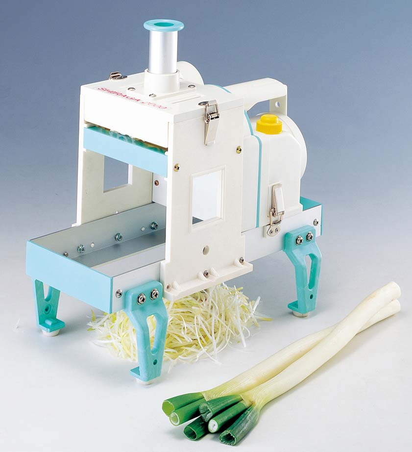 ●型番：シラガ2000●サイズ200×370×H375(mm)投入口：φ30(mm)●重量：5.5kg●測定・調節/温度範囲/能力等処理能力：3kg/5分●消費電力：40W●電源：単相100V 50/60Hz●芯ありタイプ・白髪ネギサイズ：...