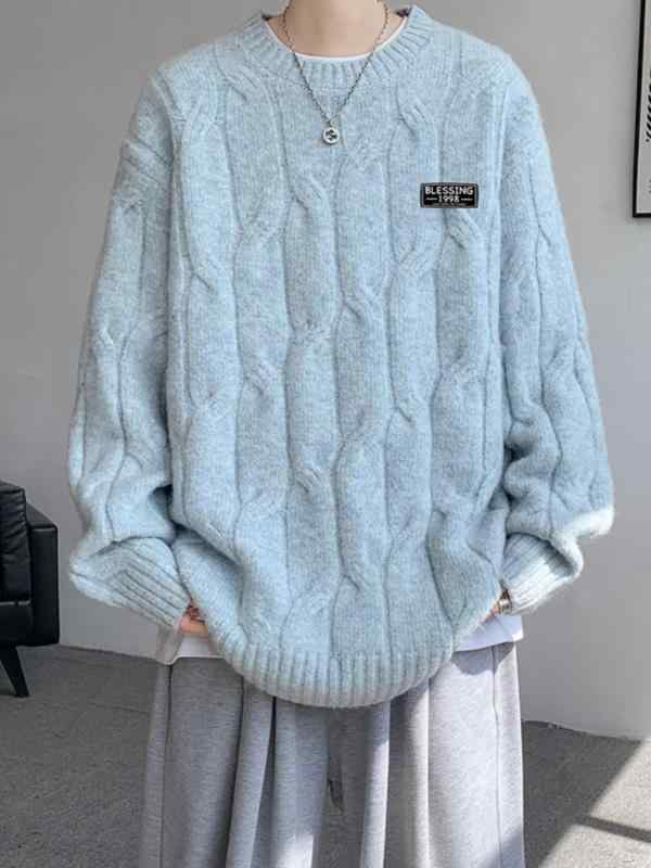 ・カテゴリ: ニットセーター・スタイル: プルオーバー・フィット: ルーズ・ネックライン: ラウンドネック・袖丈: 長袖・厚み: 厚手・ディテール: バッジ・対象年齢: 成人・対象性別: 男性・対象: 青少年・素材: モダール・主素材成分:...