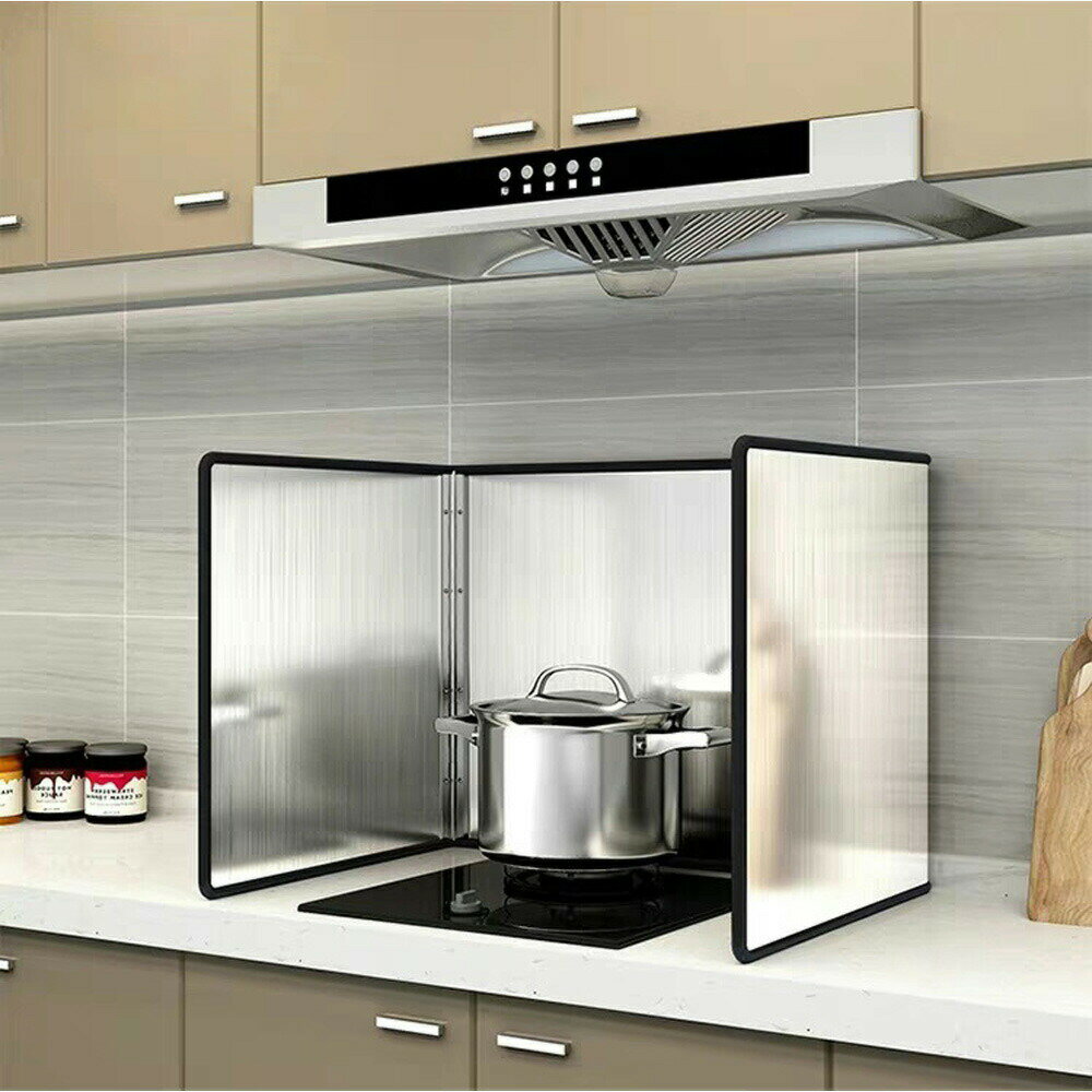 商品情報商品名レンジガード材質ステンレス製サイズ 2枚：40*45cm　3枚：40*40*40cm　4枚：40*30*80cm重量 2枚：1.2KG　3枚：1.6KG　4枚：1.6KG購入ポイント 揚げ物や炒め物の際の油はねをしっかり防げる...