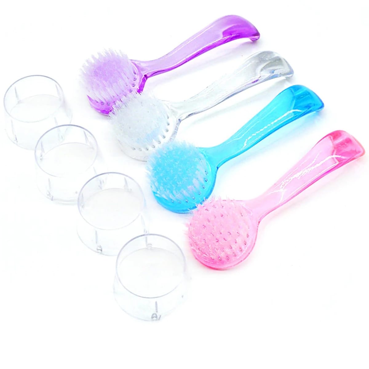 小動物用ブラシ4本セット。ダストプルーフカバー（キャップ）付きです。人間の洗顔ブラシにも使用できるグレードのブラシで、可愛いペットを優しく洗ったりマッサージしたりできます。人間用歯ブラシで代用されている方が多いですが、ぜひ小動物用ブラシをお...