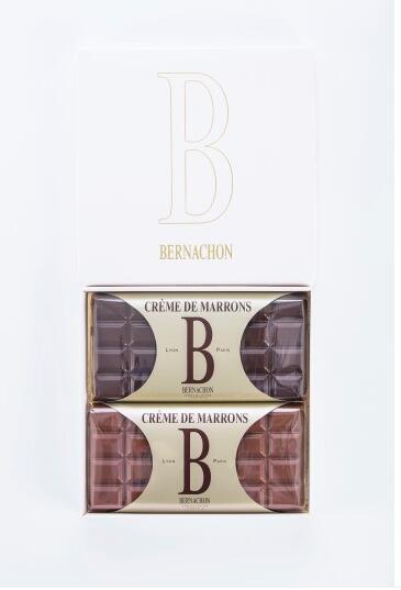 ■大切■こちらのお品は輸入の際の空輸の気圧の変動と摩擦により、チョコレートにひび割れ・割れ・摩擦・溶けで袋が汚れたように見えるお品となる場合がございます。皆さまにもご満足いただける板チョコですが、このようなことから、ギフトには不向きかもしれ...