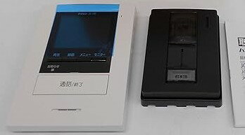 【中古】(未使用・未開封品)アイホン テレビドアホンセット（録画機能付） JQ-12E【メーカー名】アイホン【メーカー型番】【ブランド名】アイホン【商品説明】アイホン テレビドアホンセット（録画機能付） JQ-12Eワンタッチズーム未使用・...