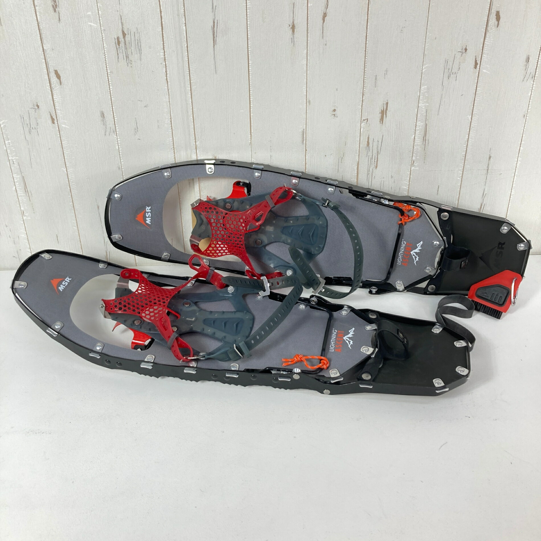 【OneSize】【 OneSize グレー系】Msr ( エムエスアール ) ライトニング アッセント 22 ＋ 専用フローテーションテイル セット ウィンターギア スノーシュー z00058524 グレー系 ウィンターギア スノーシュー...