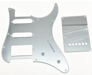 商品名：YAMAHA PACIFICA 012・112用 ピックガード＆バックプレートセット ブラック 3プライ 交換用 ネジ20本付き※お届けまでに、通常2-3週間程お時間を頂戴しております。配送会社の都合により、1ヵ月程度要する可能性も...