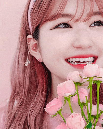 *素材:鍮真、サージカルスチール、メッキ * Length 5.4cm / * Drop Butterfly 1.5cm(W) x 1.2cm(H) *ピアッシング: 16 G (1.2 mm) ,バーの長さ：6mm *ピアス:21G（0....