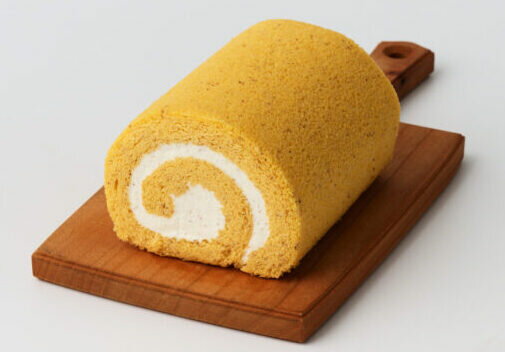 商品情報名称神埼菱の実ロールケーキ内容量320g (長さ11cm×横8cm×高さ6.5cm)原材料★★★★★★★★★★★卵白(佐賀県産)・乳等を主要原料とする食品(植物油脂、乳製品)・グラニュー糖・米粉(佐賀県産)・ラズベリーピューレ・牛乳...