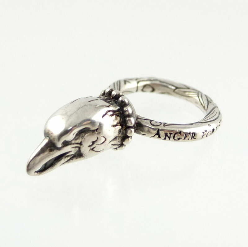 商品説明商品名グッチ　アンガーフォレスト　 イーグル ヘッド　925 リング商品ランクABランク 参考定価￥-色(ライン)シルバー 素材925サイズ 表記サイズ 8日本サイズ 8号幅 約3mm重量 約11.9g 付属品箱、保存袋 商品説明 ...