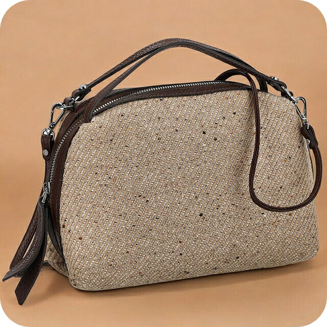 ジャンニキアリーニ ハンドバッグ レディース BS 8258 BOT-PL GIANNI CHIARINI ベージュ ◆GIANNI CHIARINI（ジャンニ キアリーニ）は、革鞄職人の父を持つジャンニキアリーニ氏により1999年に創設さ...