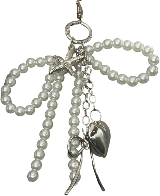 商品情報【商品】キーホルダー（韓国トレンド）【色とサイズ】シルバー　ワンサイズキーホルダー 可愛い スクバ 韓国 チャーム Y2K パール リボン レディース ハート プレゼント ときめき揺れるY2Kチャーム♡ Y2Kファッションや韓国スタ...