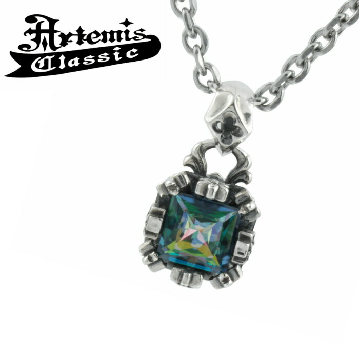 商品情報サイズ縦:23mm横:12mm厚:8mm重:4.5g素材シルバー925/ミスティックトパーズ/クリアジルコニアチェーン※チェーン別売りオススメチェーンはこちら付属品ギャランティーカード、BOX商品説明■美しい輝きを放つ、四角型の一粒...