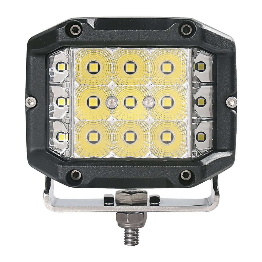 大型船のデッキライトにピッタリな超高輝度の拡散ライト! 超高輝度なLEDを15個も使用した角型タイプのLEDライトです。 大型のプレジャーボートや遊漁船のデッキを照らすのに最適な光量です。 IP67の防水性能があるので、マリンユースに最適で...