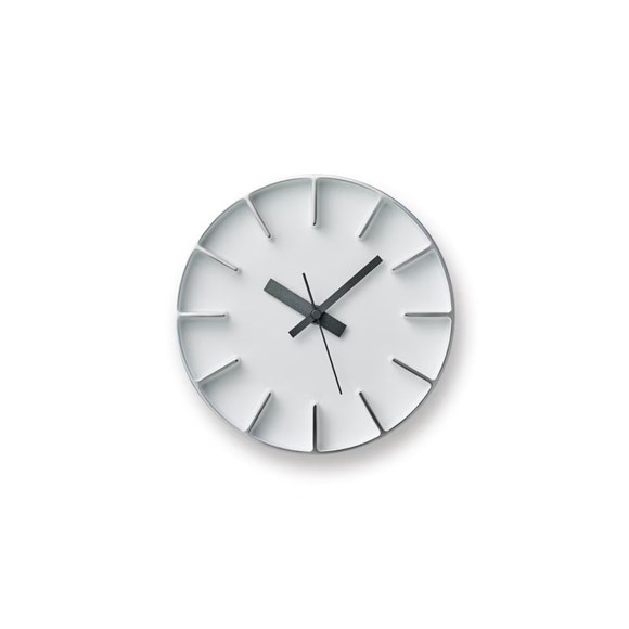 タカタレムノス　掛け時計　Edge Clock　エッジロック　AZ-0116 WH / ホワイト　(TL-AZ-0116-WH)　のスペックサイズサイズ：φ180×d40mm重量：530g素材アルミニウム機能運針：スイープセコンドカラーWH...