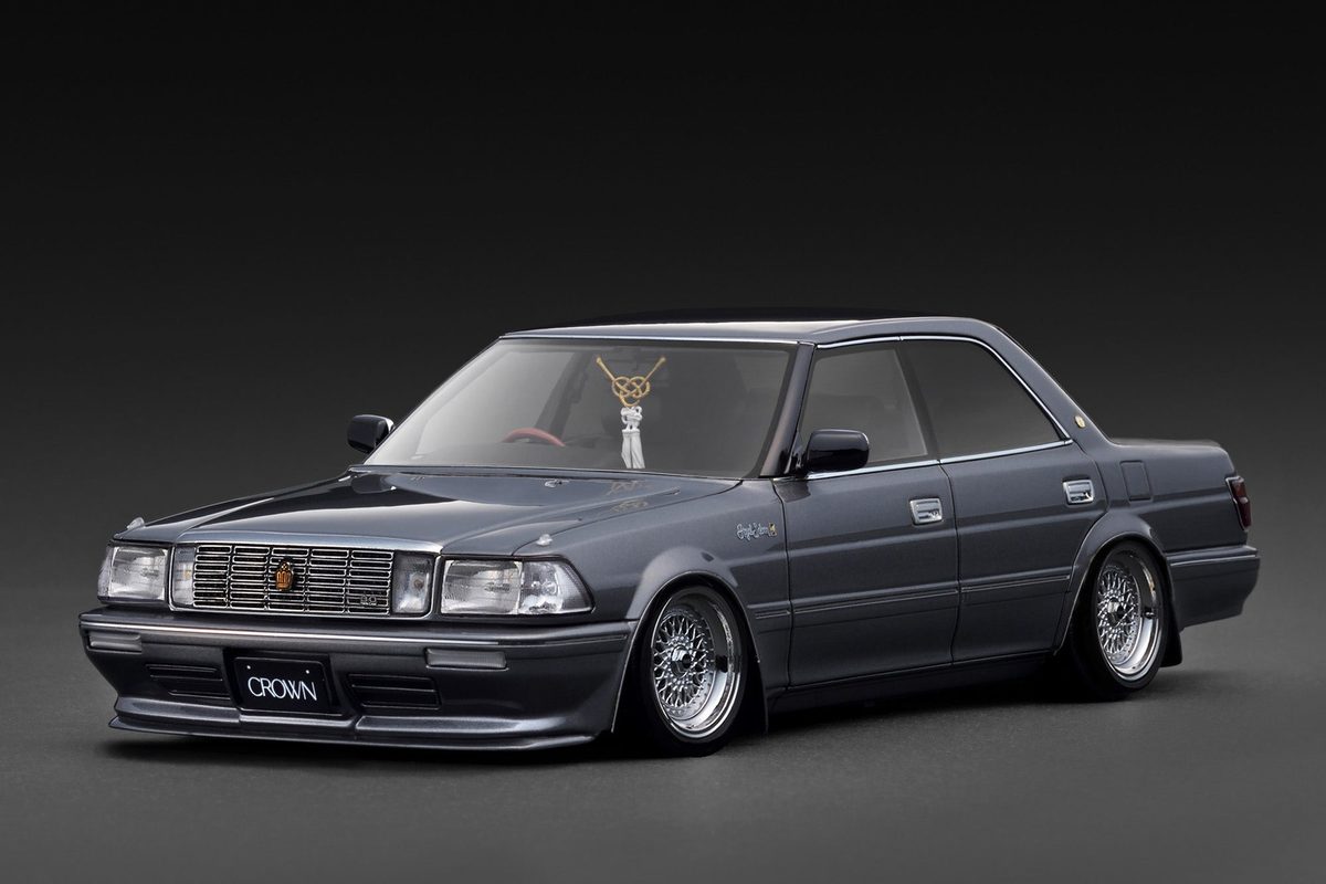 Trademark: IGNITION MODEL Brand: Toyota Model: TOYOTA CROWN Royal Saloon G (130) Gray Metallic Scale: 1/18 Manufacturer ...