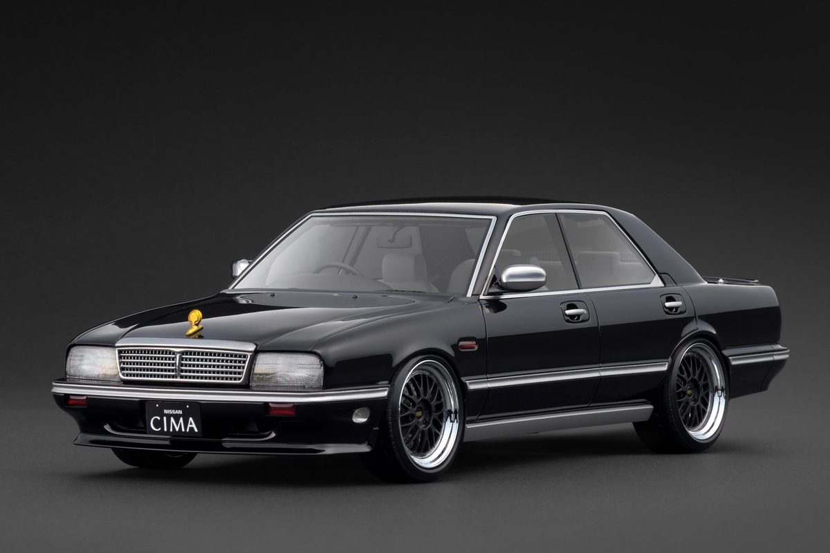 Trademark: IGNITION MODEL Brand: Nissan Model: NISSAN GLORIA CIMA (Y31) Black Scale: 1/18 Manufacturer code: IG3900 Colo...