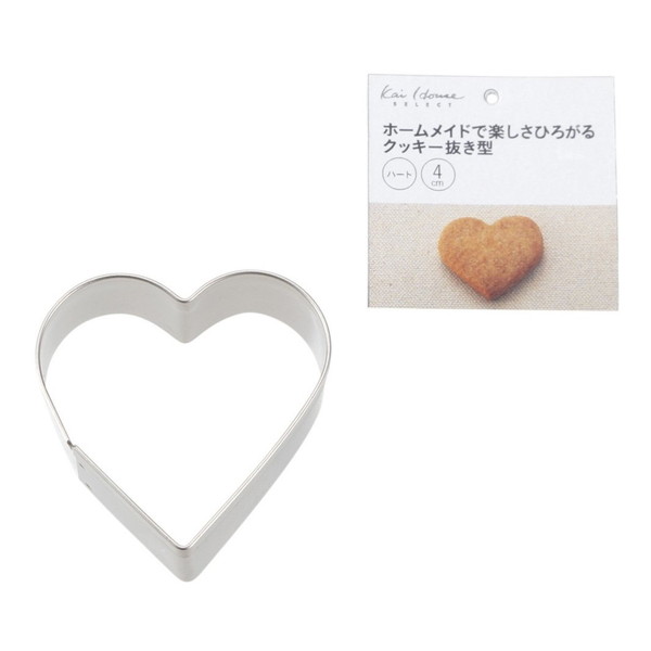 商品説明★ 便利な調理器具シリーズ「カイハウス セレクト」。★ クッキー生地をハートの形に抜けるステンレス製の抜き型です。★ アイシングやチョコペンで飾れば、いろんなバリエーションのクッキーを作ることができます。スペック* サイズ(約):幅...