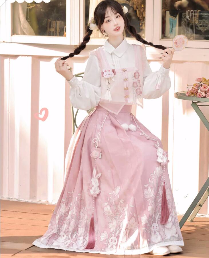 ITEM INFORMATION 【商品詳細】 2点セット：シャツ＋スカート 3点セット：シャツ＋スカート＋ベスト コスプレ衣装　舞台演出服　普段着　撮影衣装　多用途♪ ■サイズ シャツ S　バスト90　着丈57　肩幅37　袖丈59 M　バ...