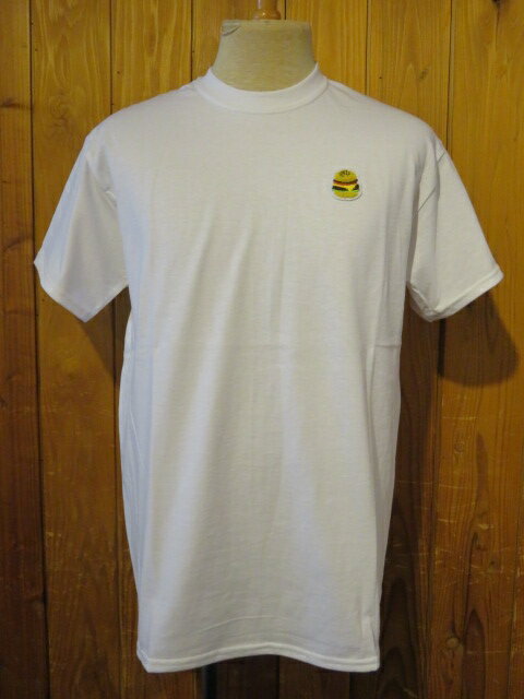 商品説明 素材 コットン100% サイズ MENS(M)サイズ・・肩幅　47cm　身幅　50cm　着丈　69cm MENS(L)サイズ・・肩幅　52cm　身幅　56cm　着丈　72cm 特徴 オリジナルのハンバーガーワッペンを1ポイントに使...