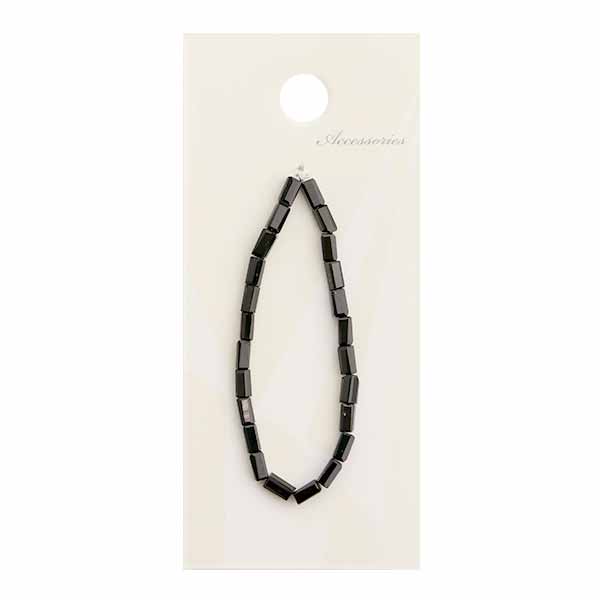 商品名：ガラスビーズ　長方形　2×4mm　ブラックメール便/宅配便可品　番：bj-802サイズ：約22ps素　材：ガラス重　量：　　 -詳　細：【配送について】 この商品は、少量注文に限りメール便での配送が可能となっております。商品名に【メ...