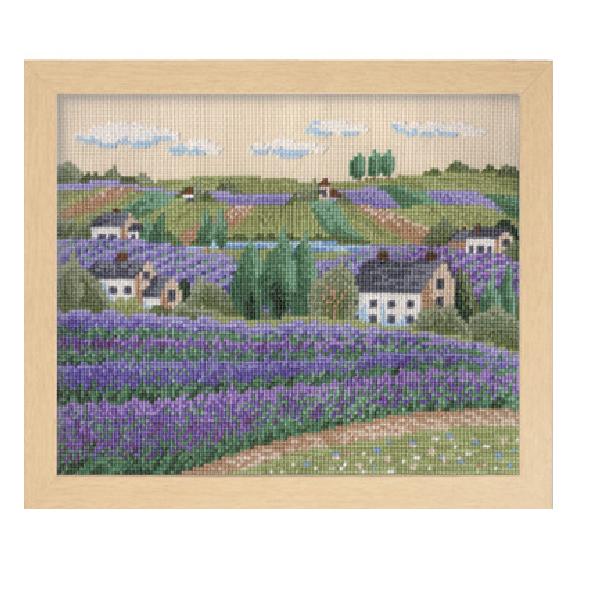 商品名：オリムパス 刺繍 キット クロスステッチ ラベンダー畑メール便/宅配便可品　番：no-7311出来上がりサイズ：額外径：縦35.1cmx横41.8cm、額内径：縦29.7cmx横36.4cmキット内容：25番ししゅう糸No.3000...