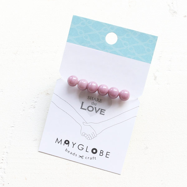 【サイズ】　約6mm【素　材】　ガラス【入り数】　6個インド製のハンドメイドビーズです。1点1点手作りの為、サイズやカラー、柄の出方などバラツキがございます。個性としてお楽しみください。金属アレルギーの方やメッキ加工した製品が肌に合わない方...