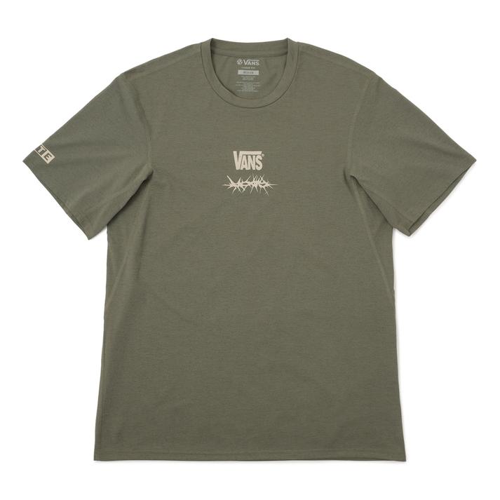 【VANS】 ヴァンズ MTE Outline Hybrid Tee ショートスリーブ VN000M3K9JC ABC-MART限定 Bungee Cord【ご注意】こちらの商品は弊社実店舗からも集約(入荷)するため、「靴箱の破損、色あせ、...