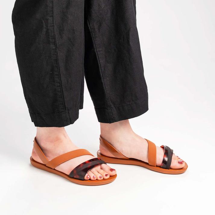 レディース 【IPANEMA】 イパネマ VIBRANT SANDAL バイブラント サンダル SP83767319 BROWN/TURTLE/Be【ご注意】こちらの商品は弊社実店舗からも集約(入荷)するため、「靴箱の破損、色あせ、プライス...