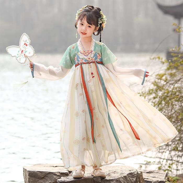 商品 漢服 コスプレ衣装素材ポリエステルサイズ100cm　身長85-95cm　体重15kg以内110cm　身長95-105cm　体重17.5kg以内120cm　身長105-115cm　体重21.5kg以内130cm　身長115-125cm　...