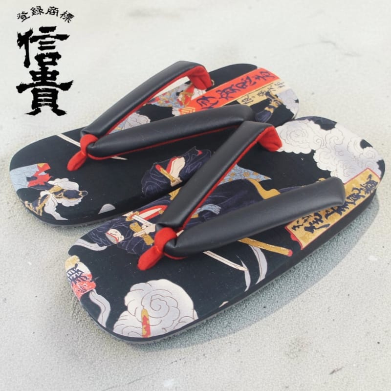 熟練された職人の手によって生み出されたこだわりの雪駄 鮮やかな和柄デザイン 使われている和柄生地には限りがあります。 生地がなくなり次第、この柄は終了。 底には3cmの厚みのある軽量でクッション性に優れたEVA素材を採用。 足への負担を軽減...