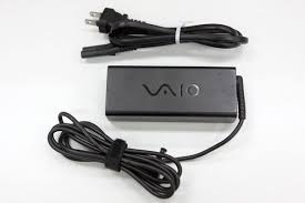 商品詳細 メーカーSONY 型番VGP-AC19V41 出力19.5V 4.7A 付属品電源ケーブル 保証ご買い上げ後1ヶ月間品質保証致します。 説明SONY純正品です。（中古品です）※写真はイメージです。商品詳細 メーカー SONY 型番...