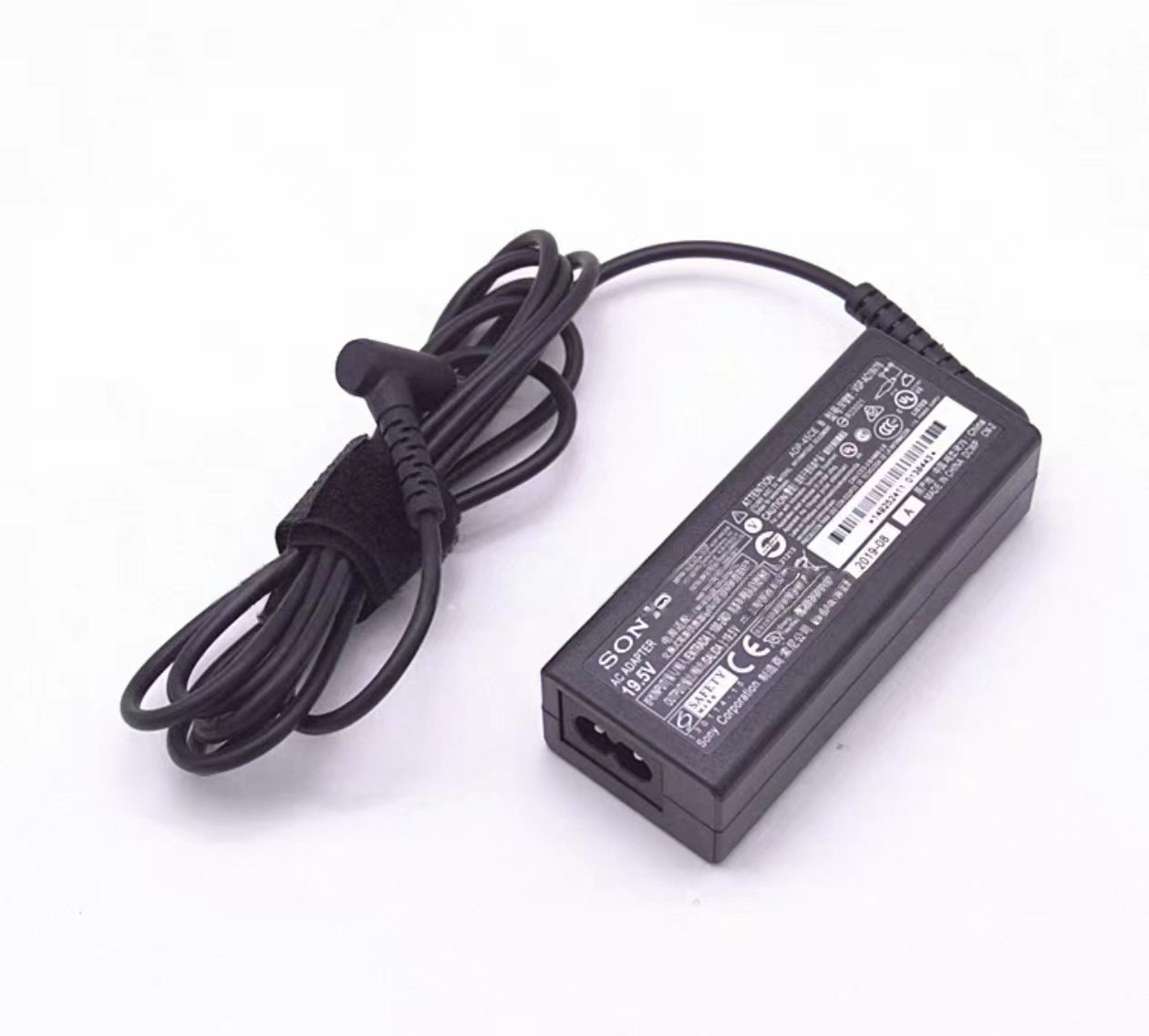 商品詳細 型番(指定不可) VGP-AC19V76 入力 電圧100V-240V 50/60Hz 出力 19.5V2.3A 45W コネクタ 6.5mm*4.4mm 対応機種 SONY BSC10 SRS-X88 SRS-ZR7 付属品 P...