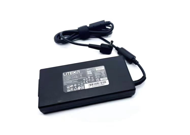 型番(指定不可) PA-1231-16A 入力 電圧100V-240V、50/60Hz 出力 19.5V11.8A 230W コネクタ 5.5mm*1.7mm 対応機種 ACER PREDATOR HELIOS 300PH315-54-78...