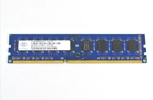 商品情報 No.304155102-5104メーカーNanya商品名 型番・型名4GB PC3-12800U デスクトップ用DDR3メモリ仕様DDR3 PC3-12800対応デスクトップ用4GB、ECCなし状態・動作状況■動作：中古動作品外...