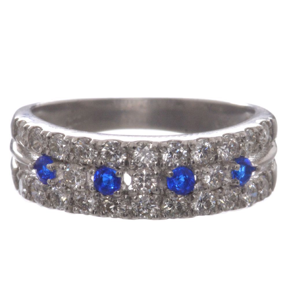 商品番号 CTC00601 使用貴金属 Pt900(プラチナ900) 脇石 アウイナイト計0.12カラット ダイヤモンド0.70カラット 総重量 約5g(12号にて計量しています) サイズ 幅:(リング上部)約6.0mm (リング下部)約2...