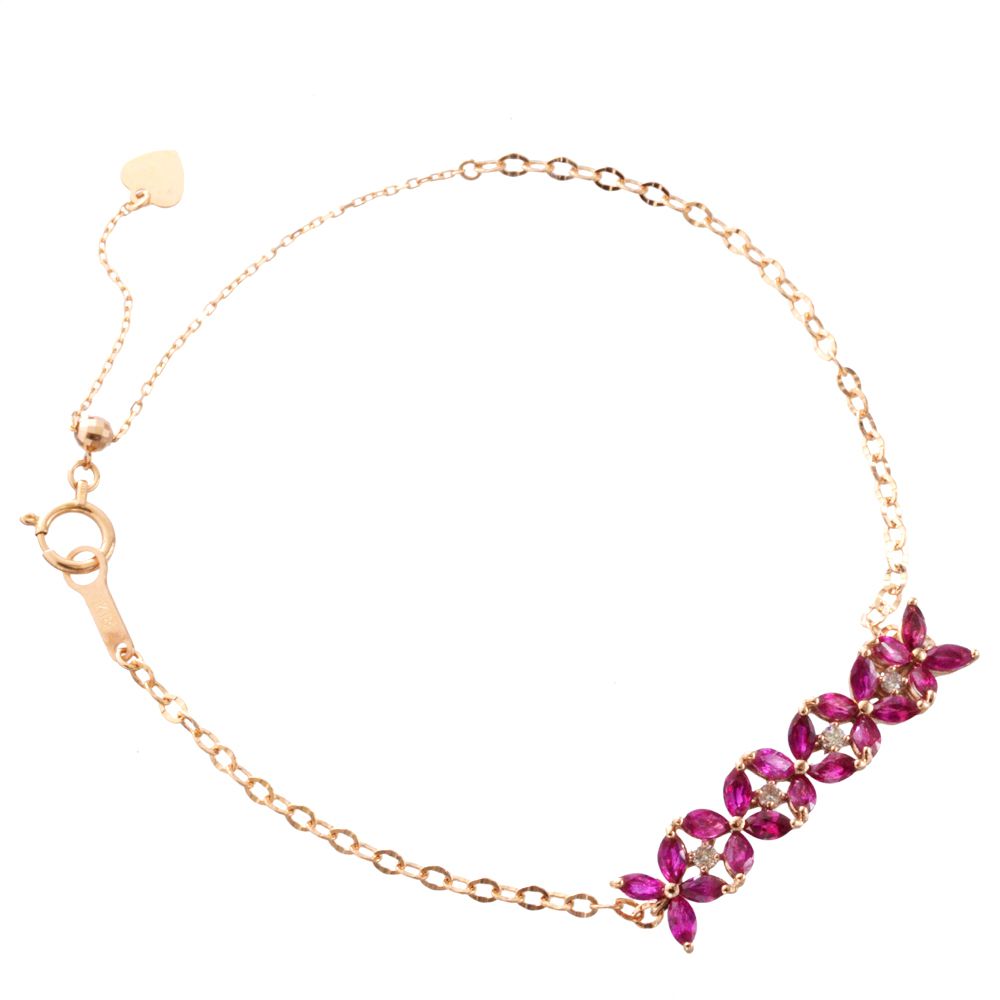 商品番号 DXD00115 使用貴金属 K18PG（18金ピンクゴールド） 使用石 ルビー計1.87カラットダイヤモンド計0.10カラット 総重量 約3.3g サイズ 全長:約22.0cm（6cm分調整可能）チェーン幅:約1.8mmルビー幅...