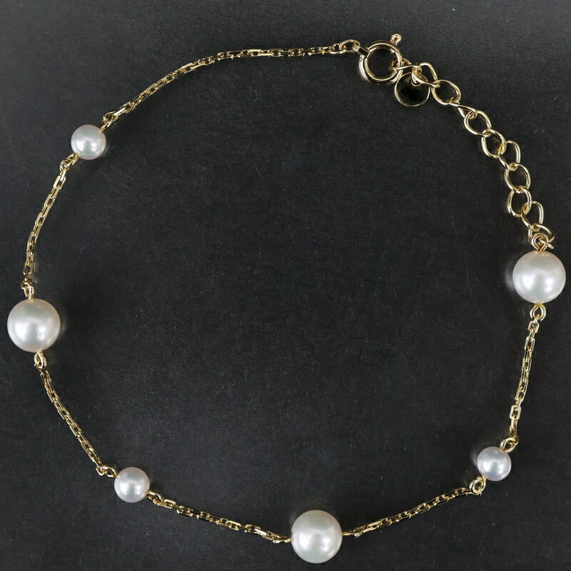 商品番号 225-1671-2 ブランド NON BRAND 商品名 ブレスレット 商品ランク 新品仕上げ済 気になるキズはみられないキレイな状態です。 パールには天然ならではのエクボがみられます。 オススメポイント チェーンに沿って一定間...