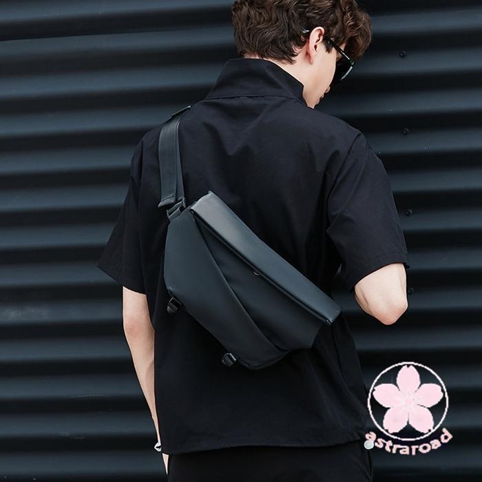 メッセンジャーバッグ バッグ メンズ ショルダー ショルダーバッグ 斜めがけ 肩掛けバッグ スポーツ 軽い 収納 大容量 バッグ 旅行 学生 通勤 ブラック おしゃれ カラー：ブラックサイズ：F素　材：PU通学やお買い物といったデイリーユー...