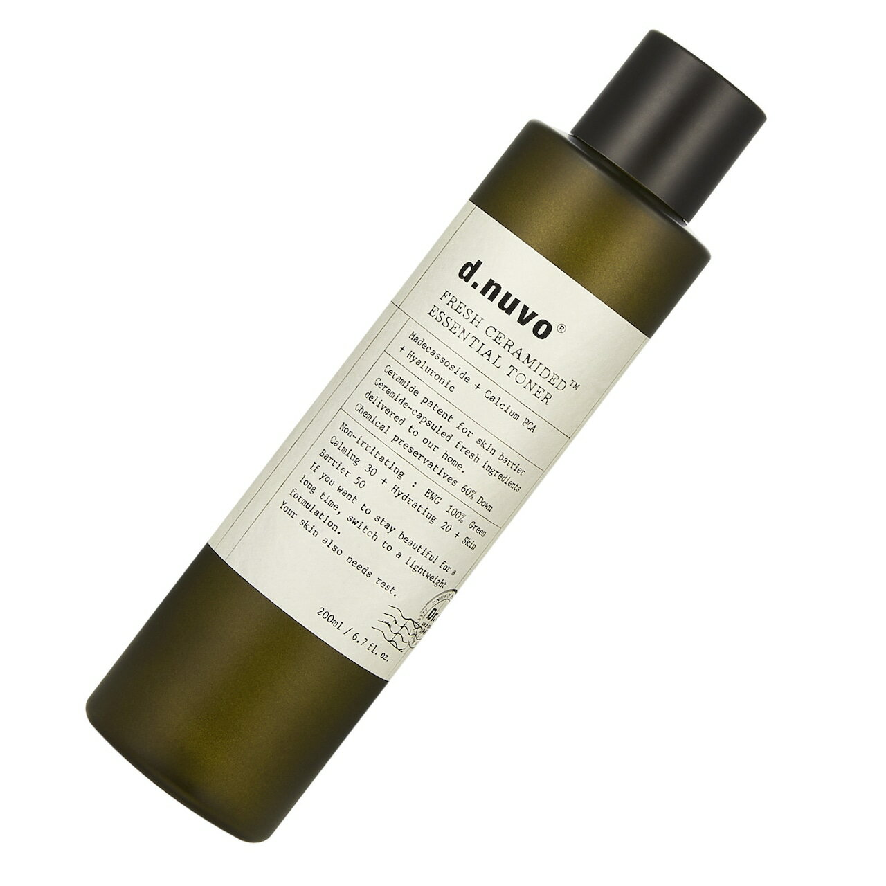d.nuvo エッセンシャルトナー 200ml d.nuvoのエッセンシャルトナーは、従来の化粧水とは一線を画す優れた効果を発揮します。 プレミアムな美容成分を配合しており、肌をすっきりと整えながら、しっかりと保湿します。 【使用方法】 1...