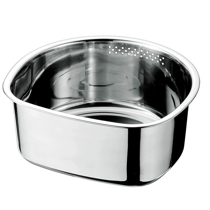 水流れの良いゴム脚付。小物が流れ落ちない水抜き穴付。使わない時はシンクに立てて収納できます。生産地 中国 材質 本体/ステンレス鋼(0.5m/m厚) ゴム部/合成ゴム257×275×H125